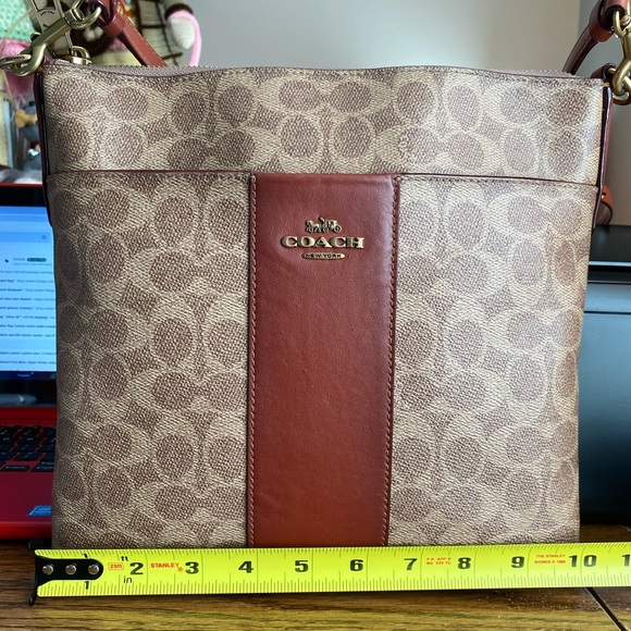 Coach | Bags | Coach Signature Canvas Style No 3949 | Poshmark
